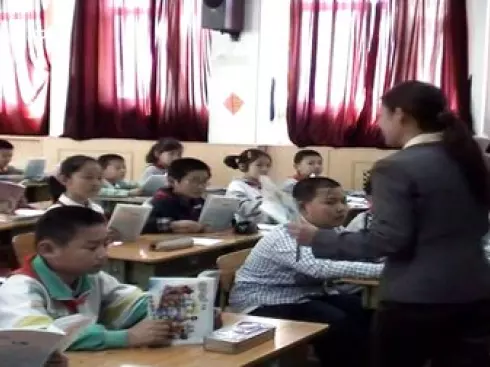 小组合作学习 夏夜荷花点评