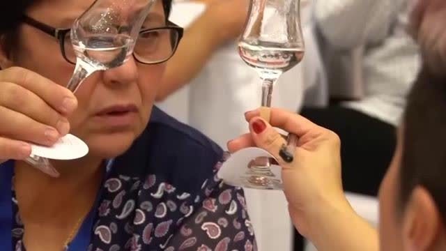 酒精是如何在人体内代谢的,一个动画让你明白,看完后你还喝吗