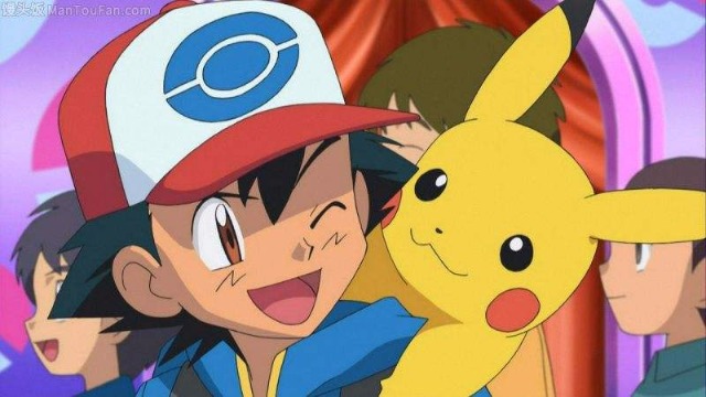 神奇宝贝:这个女生和皮卡丘之间的招式十分炫酷