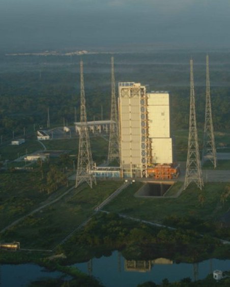 【震撼!多角度航拍中国文昌航天发射场】“长五”和“嫦五”,已在...