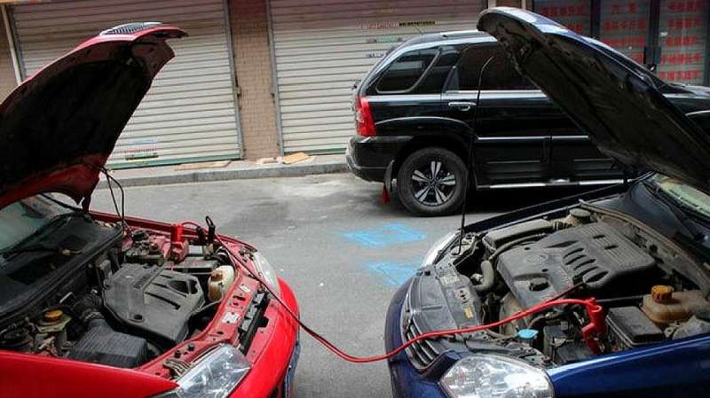 电瓶车长时间闲置,电池饿死了怎么办?专业师傅一招教你解决问题