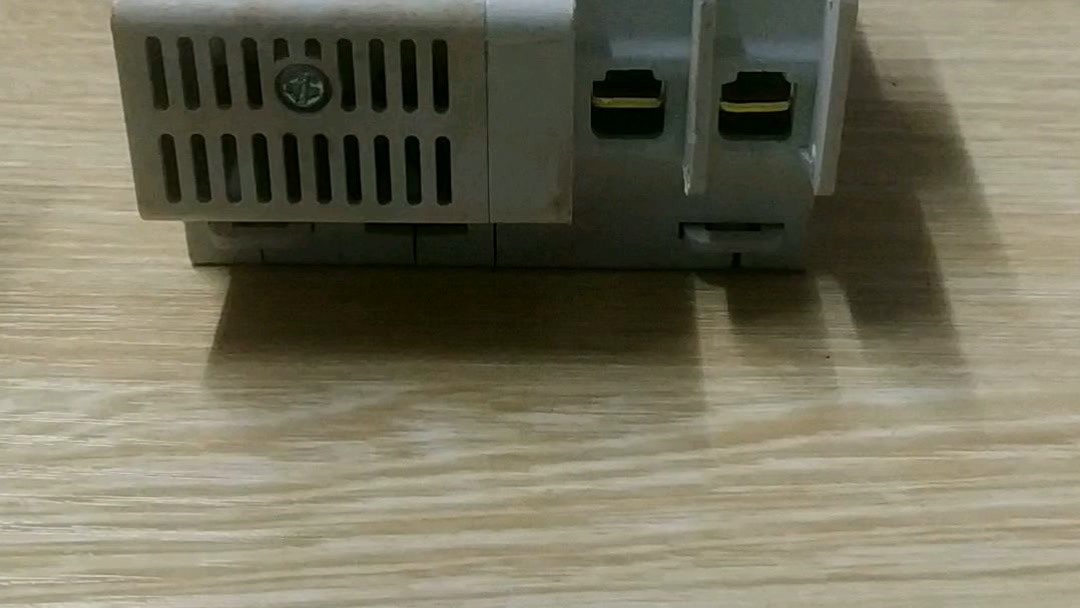 单相漏电保护器的内部结构