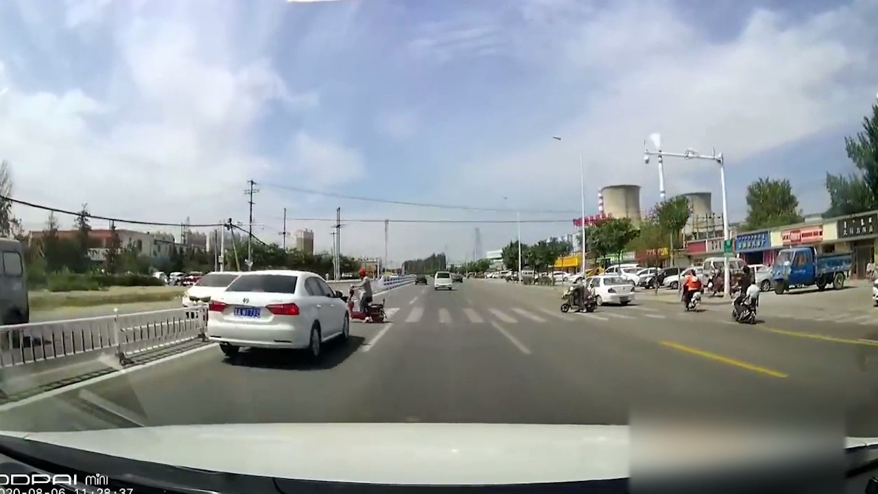 过人行横道不知道减速吗