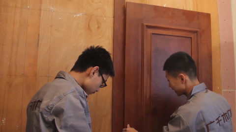 木门安装也有大讲究?记得让工人这样装,装出来的效果才能好