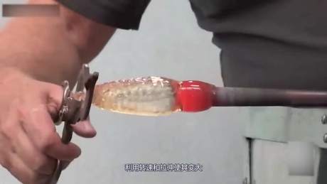 来看看精美的玻璃杯是如何制作出来的吧,过程看着很爽