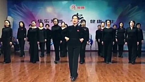 中老年模特练习,晨韵旗袍走秀基本功步法训练