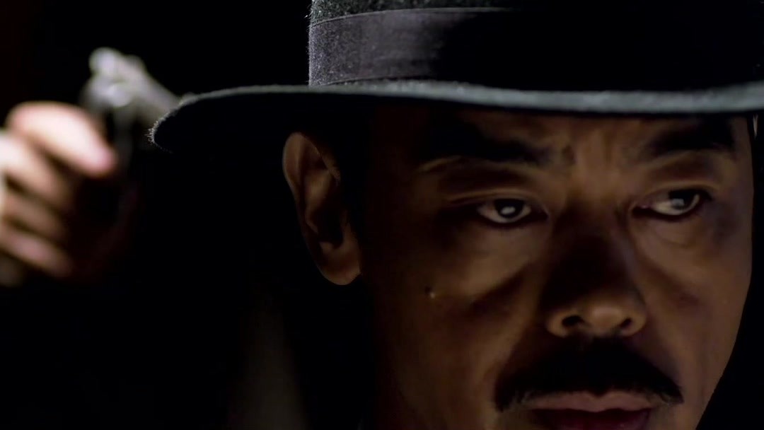 神秘自杀案真相即将揭开?刘青云查案反遭抢抵头?