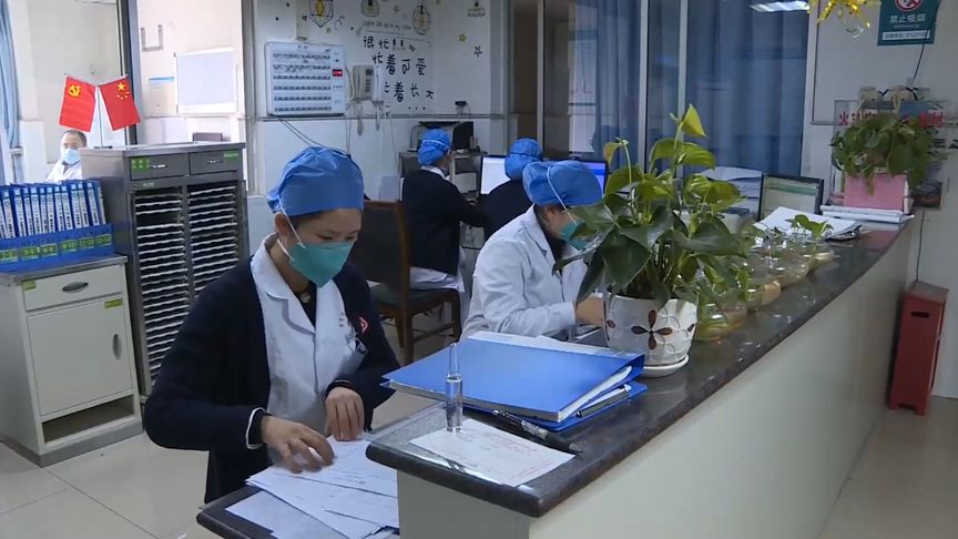 人社部:春节延长假期间上班的职工,应先安排补休