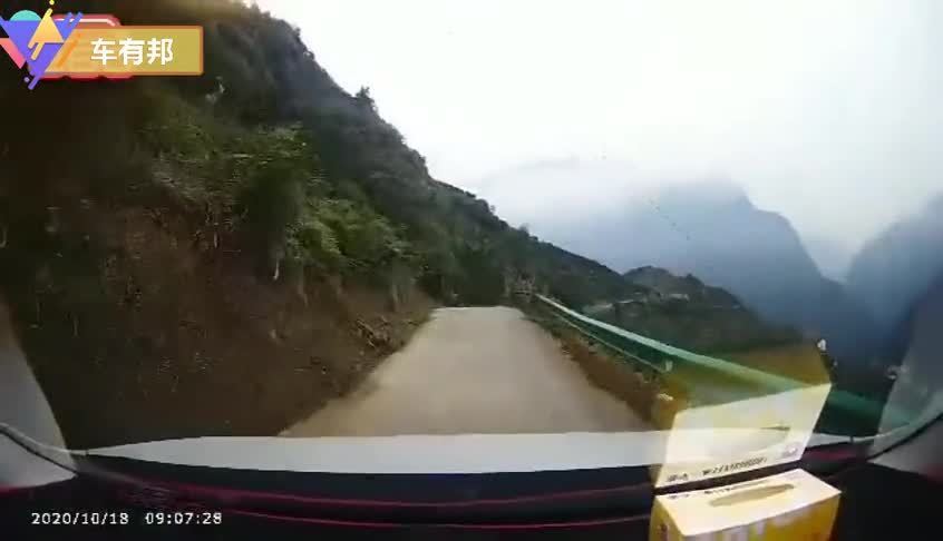 被前车倒车撞到,没记录仪真说不清楚了