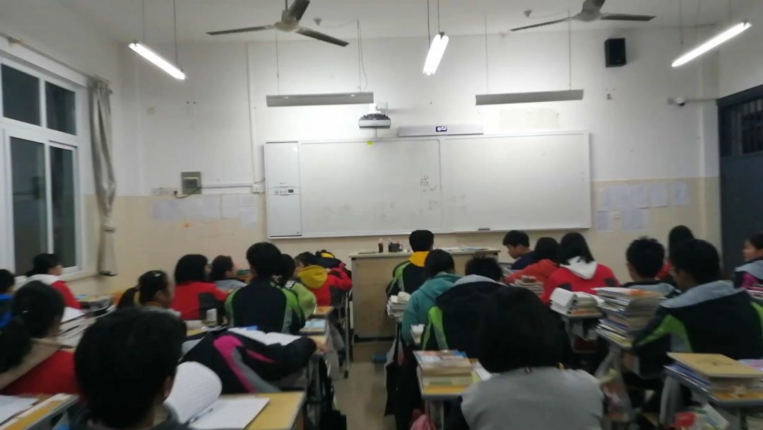如何写《读后感》(赖小珍)