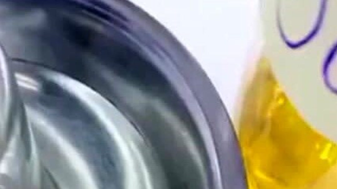 玻璃瓶竟然可以这样轻易被切割开,简直涨姿势了!