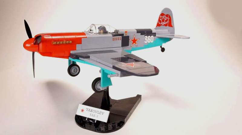 拼搭COBI积木5539,二战苏军YAK-3战斗机