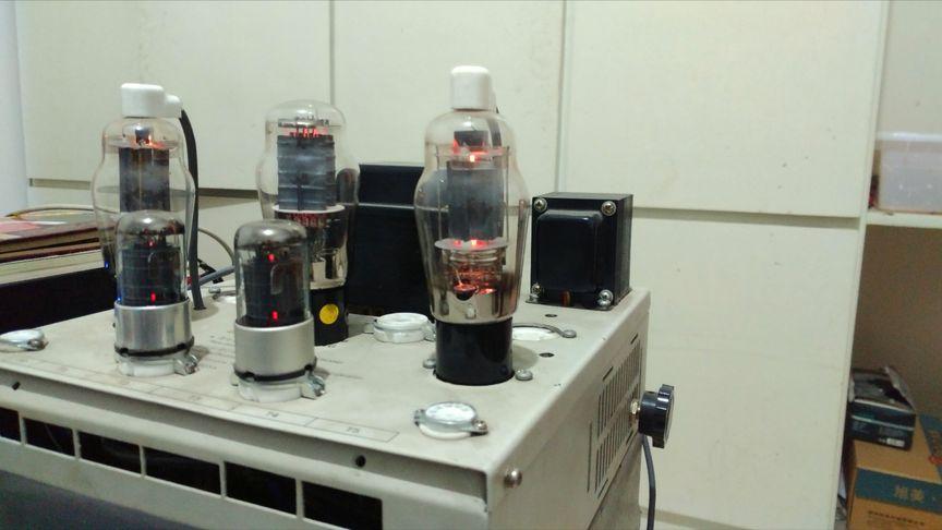 推挽式胆机中的甲乙类推挽电路优点是什么?信号放大原理是什么?