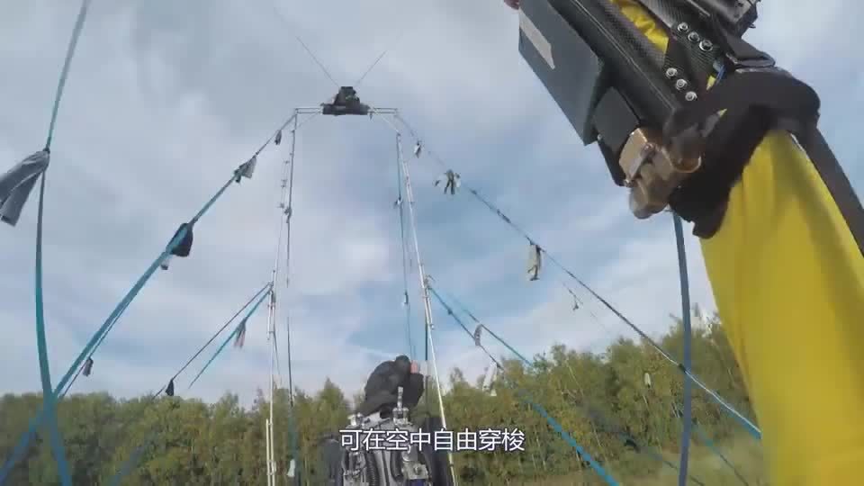 牛人自制蜘蛛侠发射器,可在空中自由穿梭