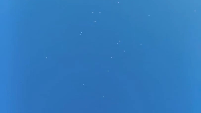 11.16墨西哥城实拍超大规模UFO舰队群!?17秒其中1个超快飞出拍摄...
