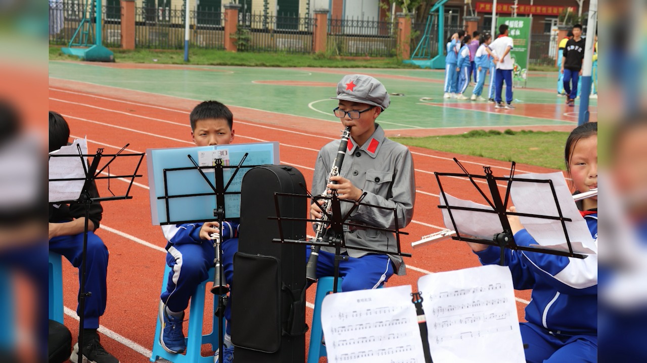 ...开展第十届社团文化节暨第六届游园会"学党史,寻找校园吉尼斯"活动