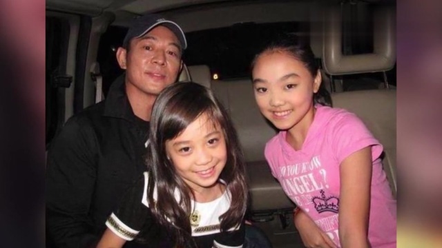 李连杰与现任妻子的俩女儿颜值高且非常优秀,却对娱乐圈不感兴趣