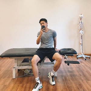 瓶子里的两条鱼- 