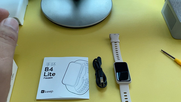 Keep b4手环开箱