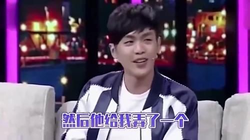 张若昀爷爷用二元一次方程解二年级数学题,完全没问题