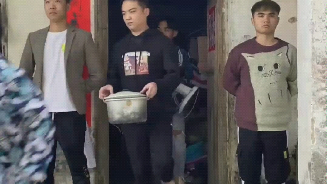 生活像一把无情刻刀