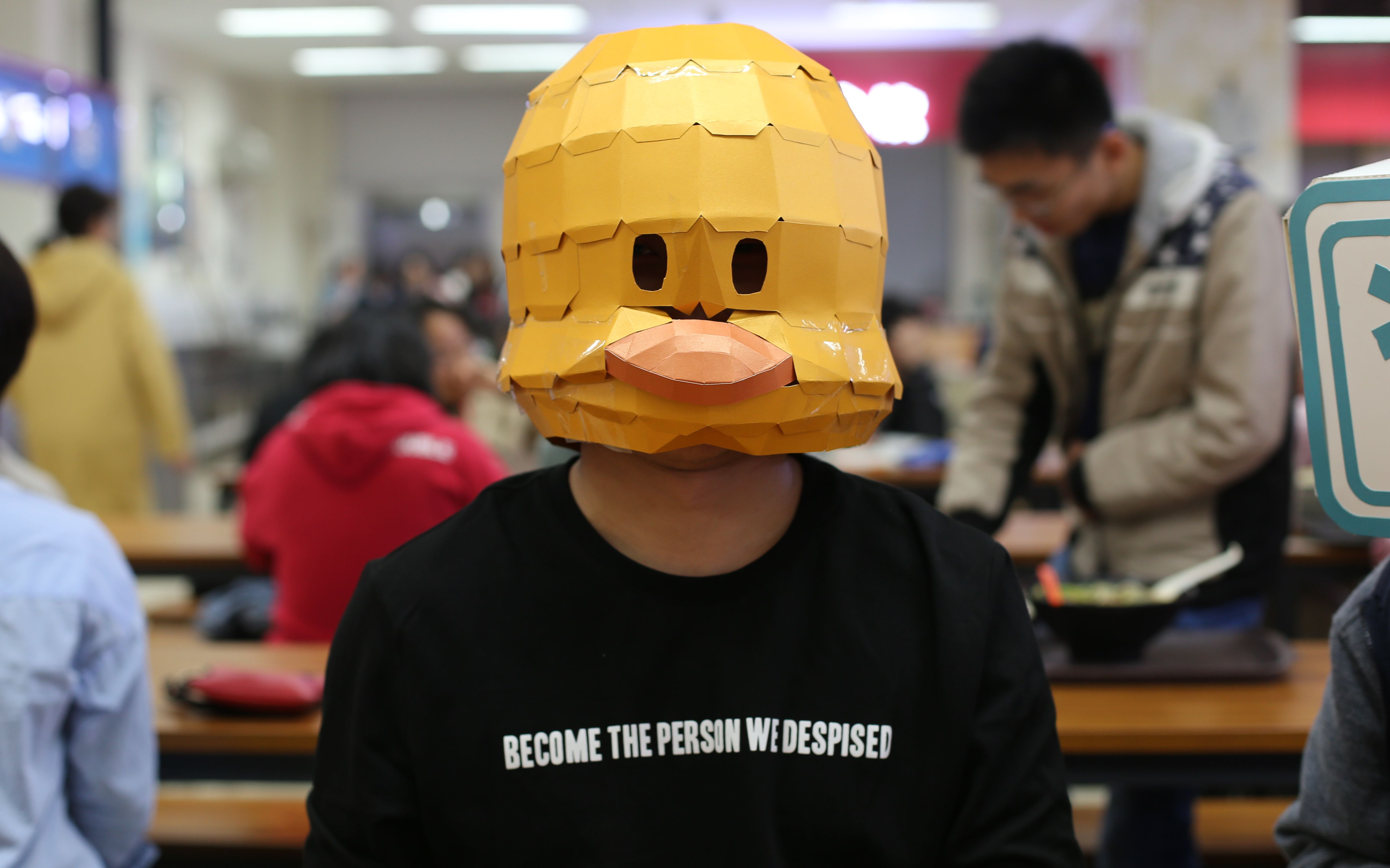 今日份的当代大学生沙雕小组讨论