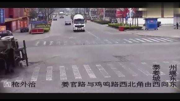 10分钟看完2018年国内最震撼交通事故(春季篇)