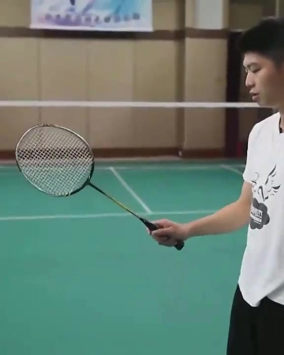 一起分享羽毛球教学之握拍正确方法!