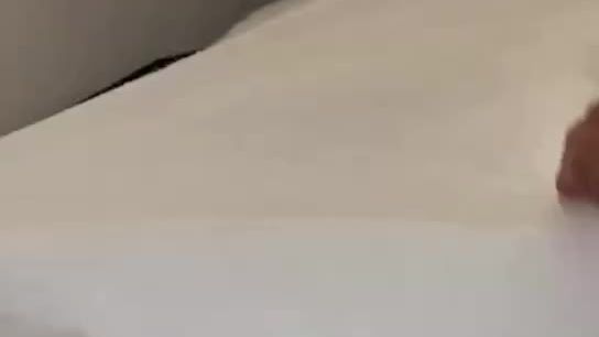 蚕丝被的制作过程,可以听到蚕丝被拽开的沙沙声