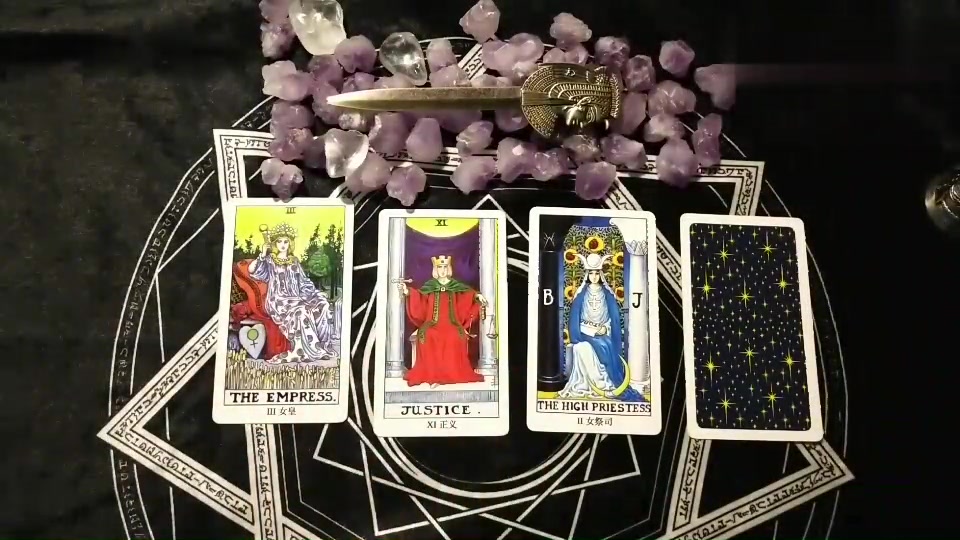 塔罗牌占卜:你心中的那个ta真的很爱你吗?有多深呢?