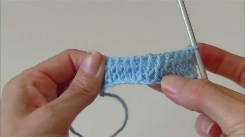 手工编织:超简单的钩针编织,漂亮的花纹适合钩织围巾
