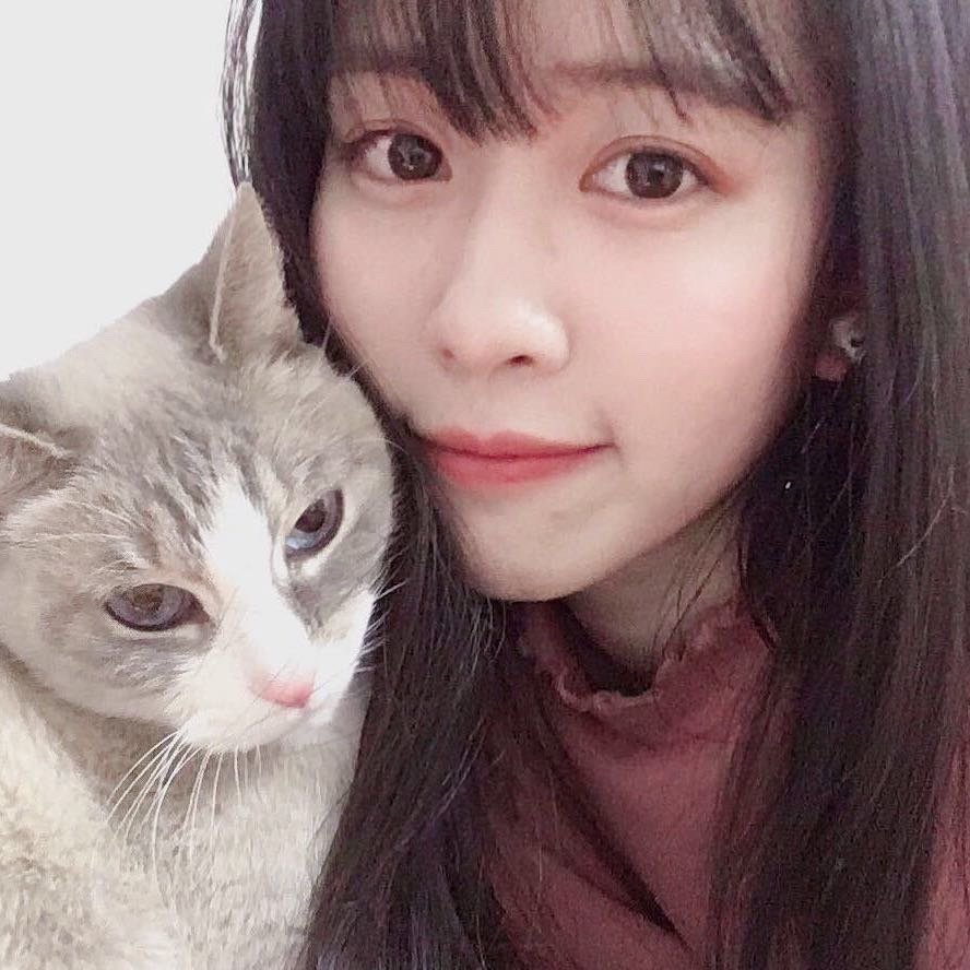 小小小花花_地产经纪 
