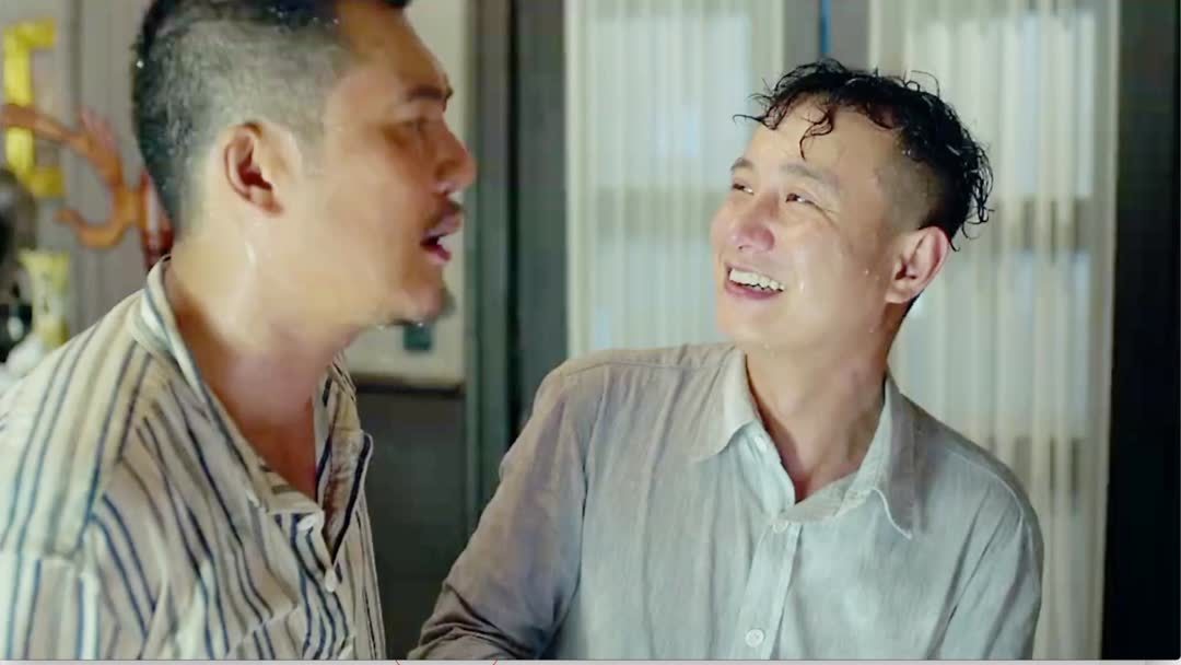 这男人吊儿郎当连个100以内的加减法都算不清楚 但却有点魅力