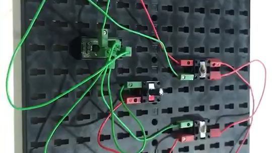 npn三极管控制闪烁灯