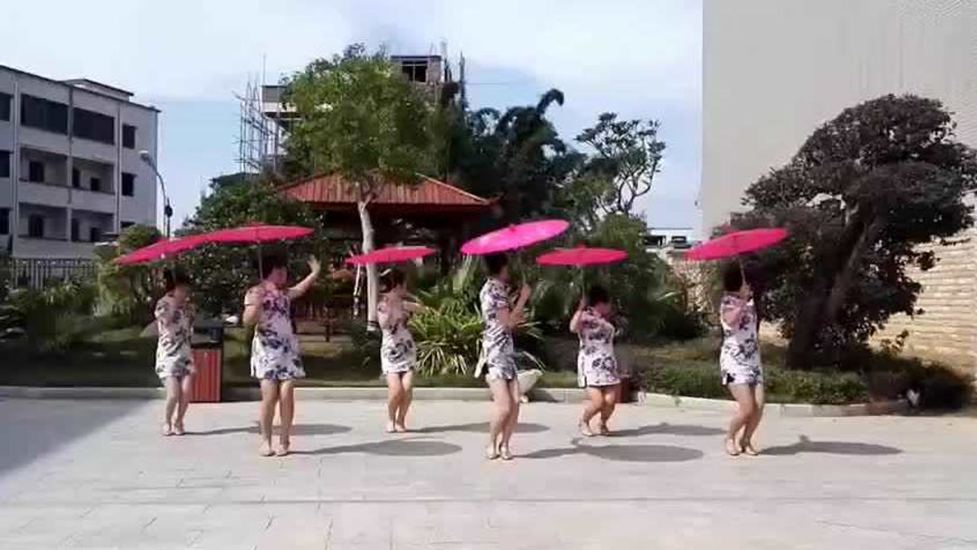 超适合上海小女人跳的古典伞舞!姐妹广场舞《旗袍美人》