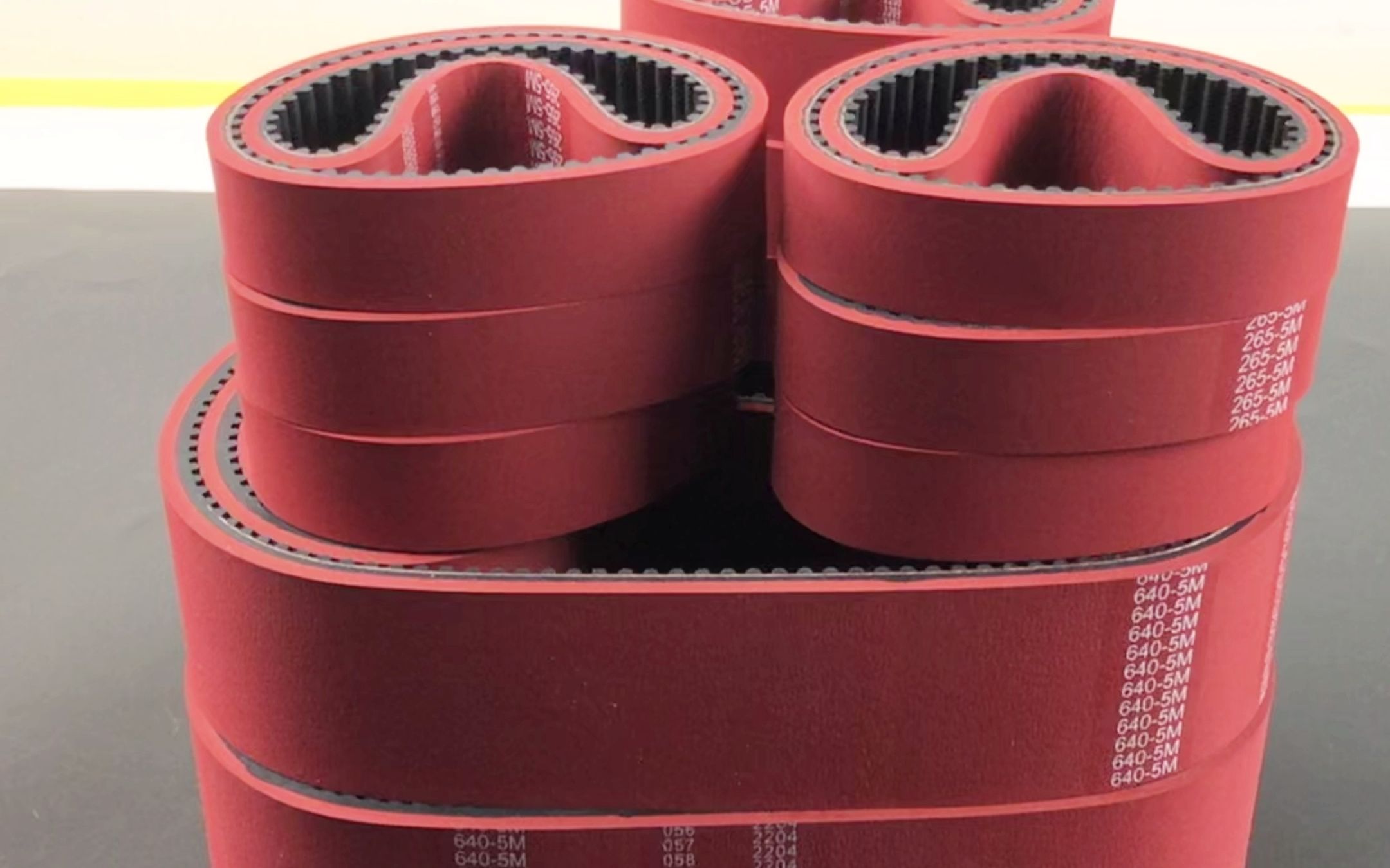 ...裁线机、剥线机、剥皮机等线束加工设备使用的粗线型裁线剥皮机皮带