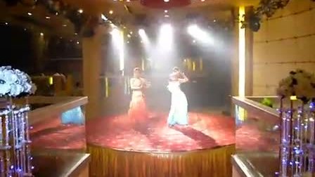 晚会性感的肚皮舞表演