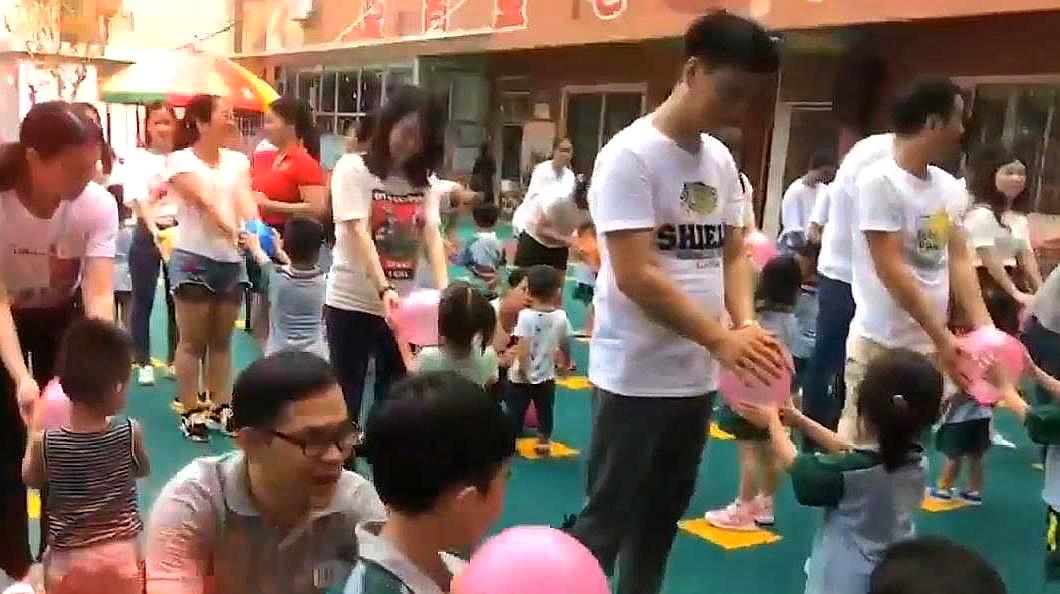 喜迎中秋 与爱同行之中秋节幼儿园活动,你们觉得怎么样呢