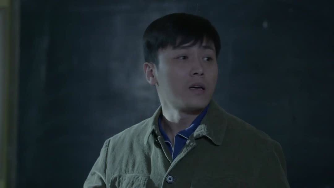班级会议再遇青梅竹马,相谈甚欢,故事刚刚开始