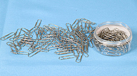 经常用的回形针,还有这几大妙用,我也是刚知道,快试试