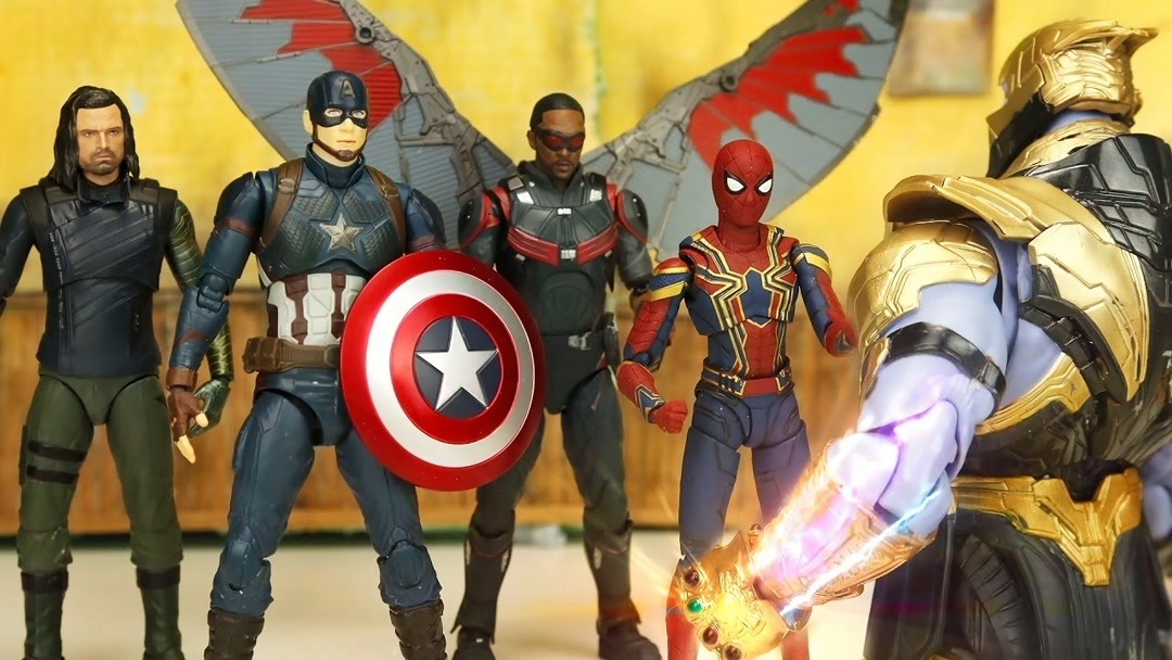超酷的定格动画:复仇者联盟大战灭霸!