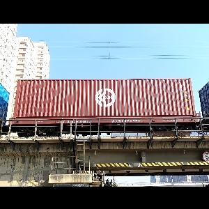 额班列 