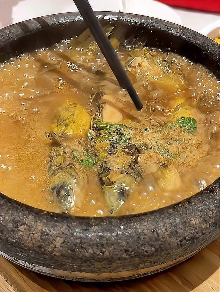 挑战炒菜界海底捞小放牛,服务是最大特色