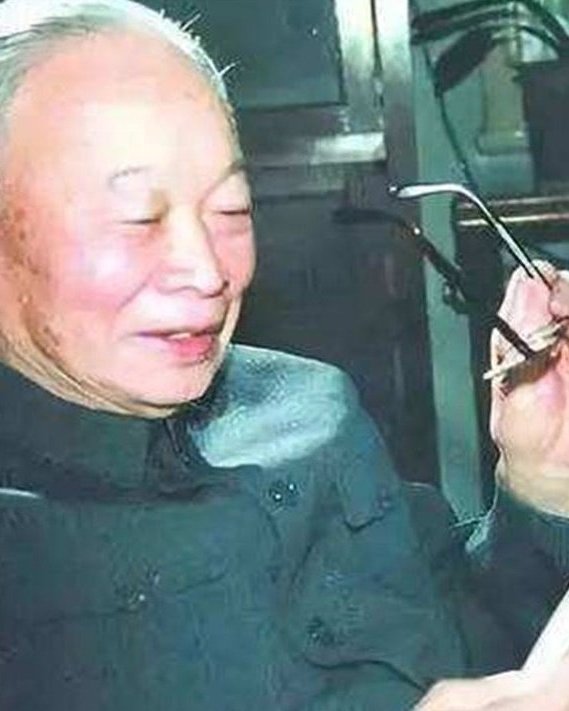 ...中国如今能这样强大,绝对离不开这3位中国人】中国作为当今世界的...