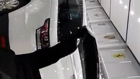14年+路虎揽胜运动版电动尾门