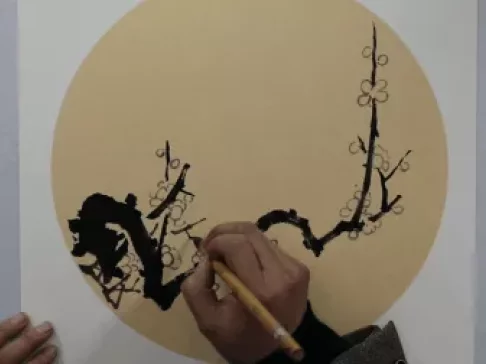传统国画梅花画法, 淡墨画花, 浓墨勾蕊, 真漂亮