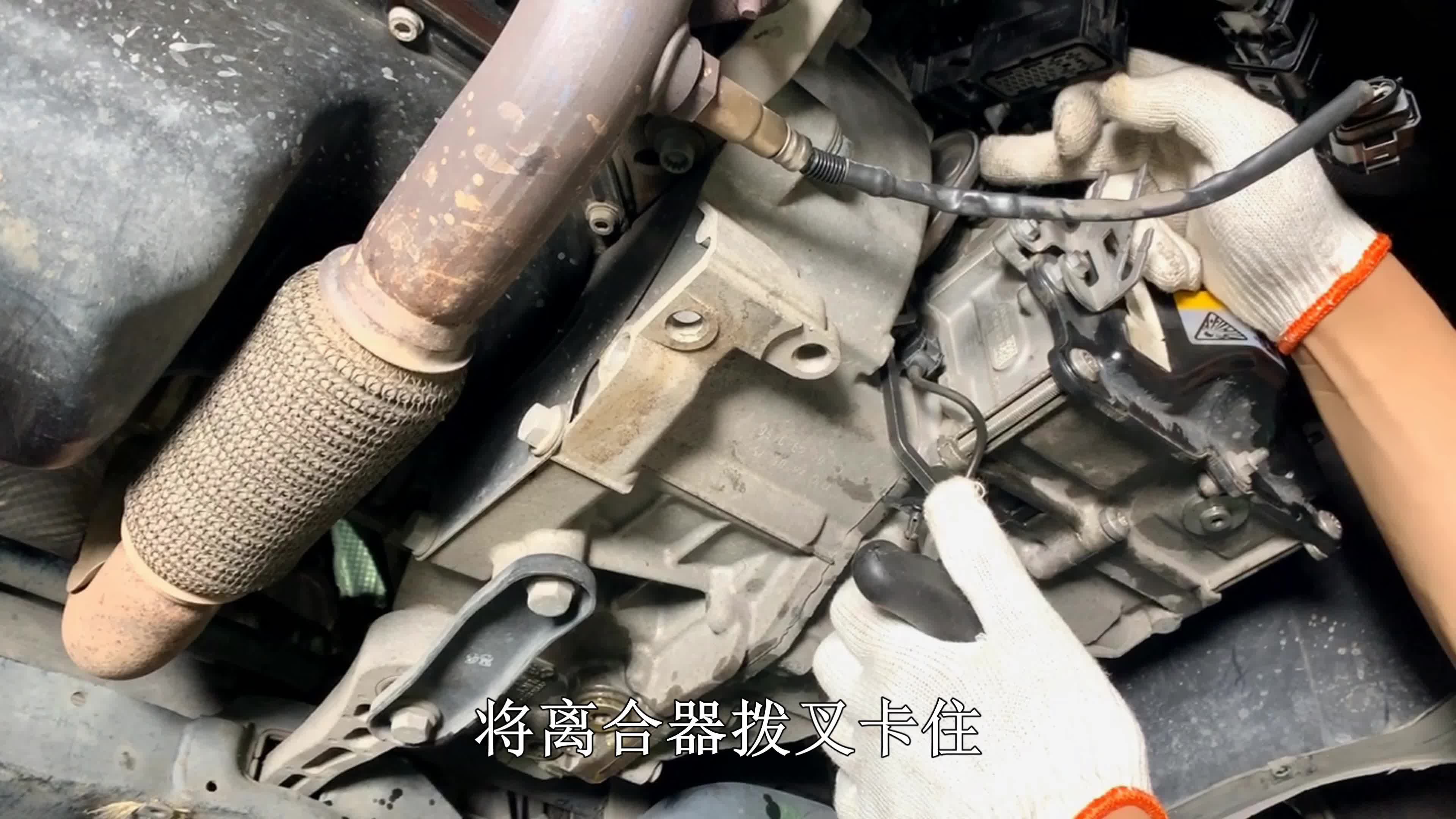 大众OAM七速干式双离合维修更换机电单元 ,这个操作厉害了!
