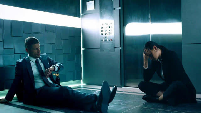 男女被困电梯80个小时,出来后,竟然第一时间删除监控录像