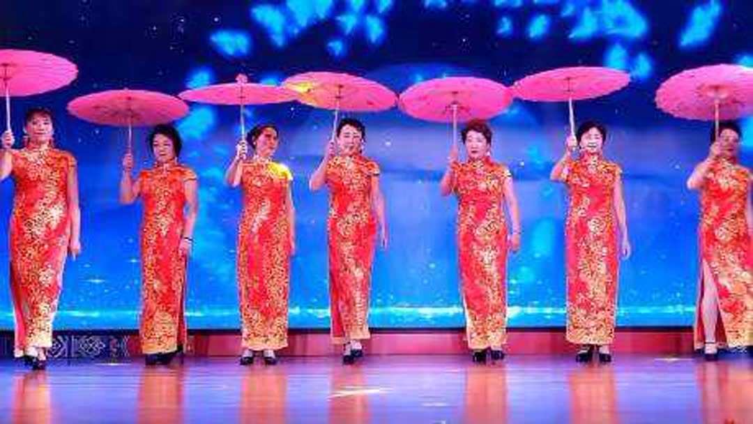 她们的模特走秀表演《梁祝花蝶》;高贵典雅,东方女性的神韵