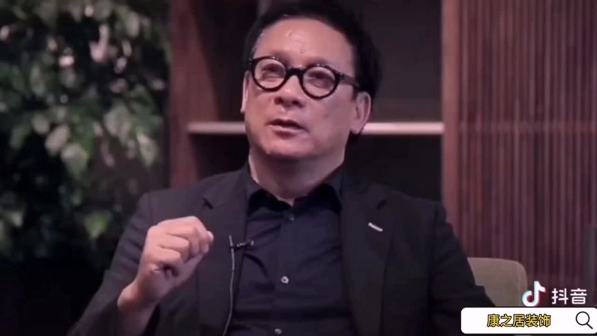 客户和设计师,没有主动被动,而是互动,共同完成一套作品。